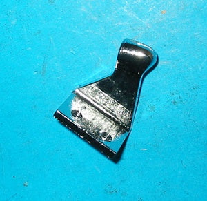 QUARTER WINDOW HINGE MGB RIGHT HAND LOWER HALF - INCLUDES DELIVERY – MG ...