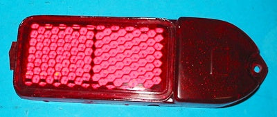 LENS RHR LHR MGB USA RED SIDE REPEATER - INCLUDES DELIVERY – MG Spare Parts
